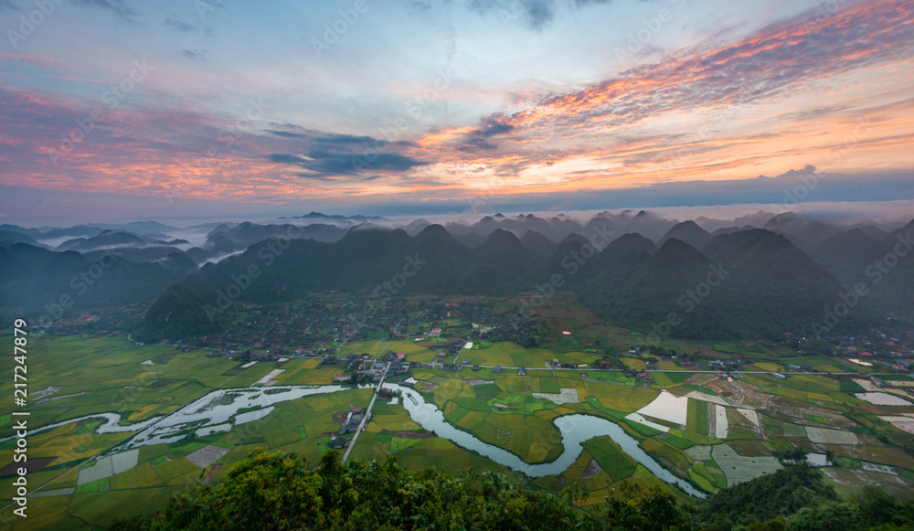 amazing landscape rice field on Bac Son, Viet Nam, above rice terraces ...