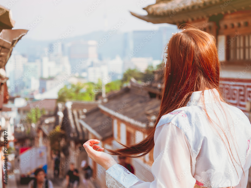 travel and tourist asia concept from backside of beauty long hair woman ...