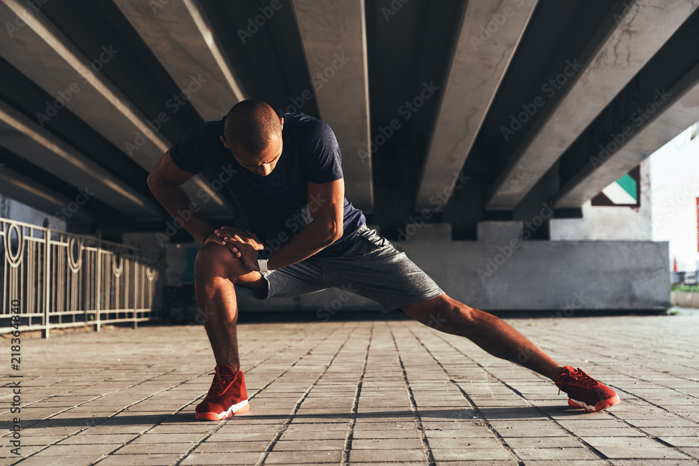 Foto de Having a good stretch. do Stock | Adobe Stock