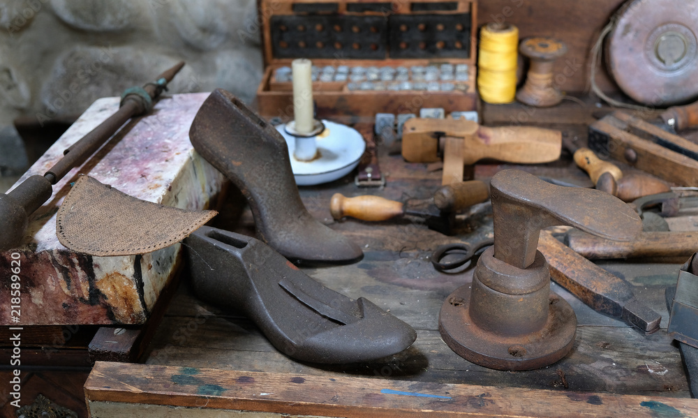 Colonial Shoemaker Tools