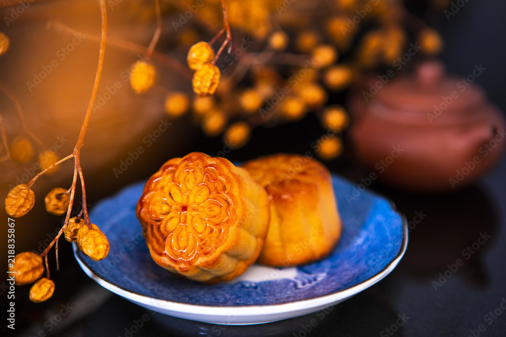 Chinese festival, the family reunited for the Mid-Autumn Festival ...