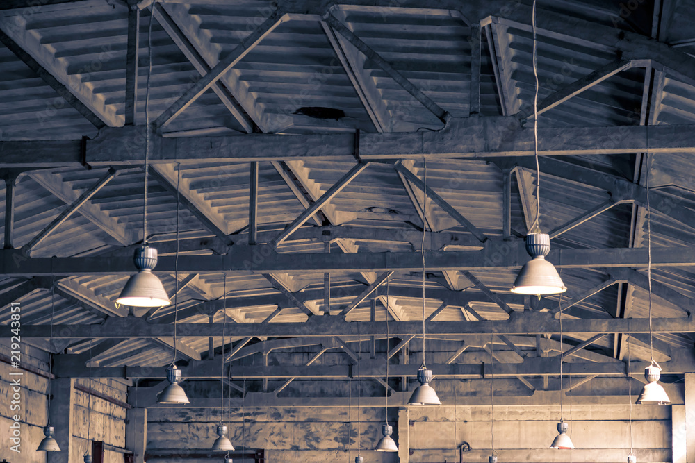 Architectural industrial background. Ceiling, roof and lighting of an ...