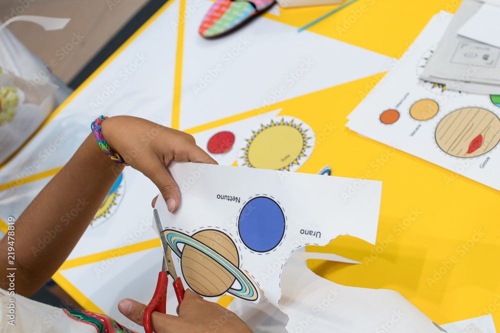 prints of colored planets to cut out and glue on a red ribbon ...