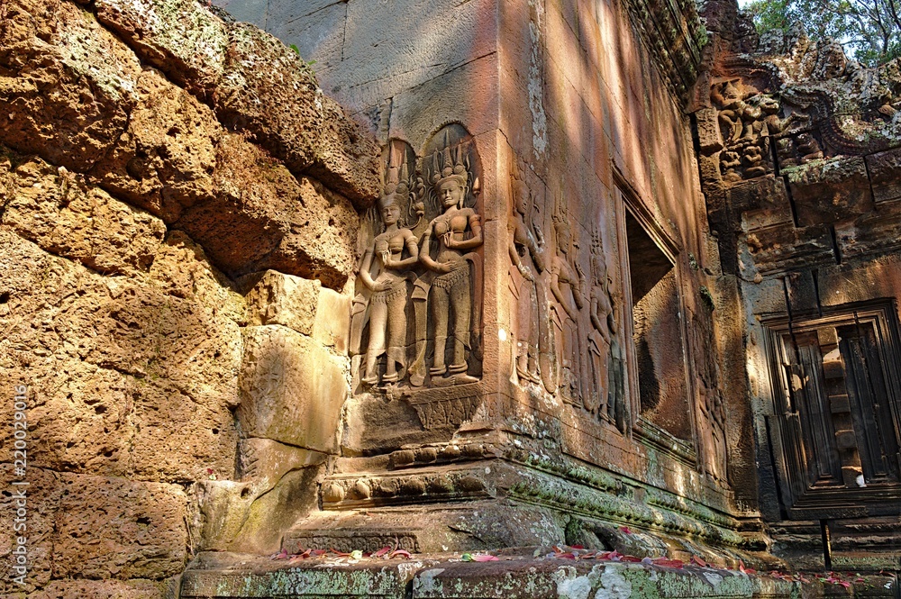 Built between roughly A.D. 1113 and 1150, and encompassing an area of ...