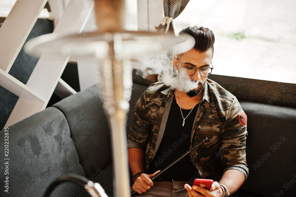 Arabia Hookah Smokers