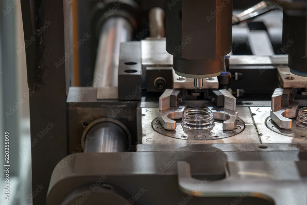 The preform shape in the blowing mold for plastic bottles manufacturing ...