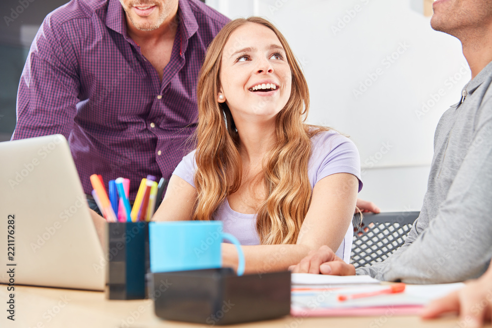 Junge Frau als Azubi oder Trainee im Büro Stock Photo | Adobe Stock