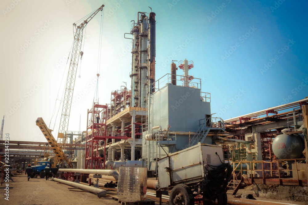 Construction site for the construction of an oil refinery with ...