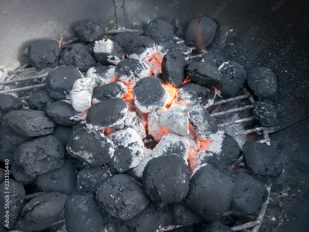 Feuer im Grill Stock Photo | Adobe Stock