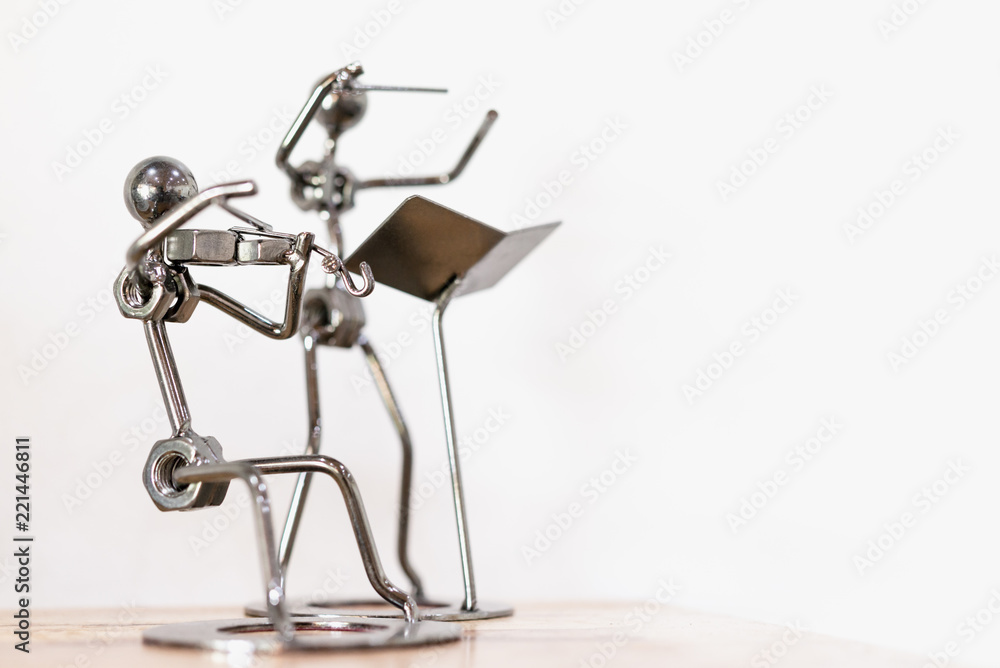 Figures of music performers made with welded black metal wire ...