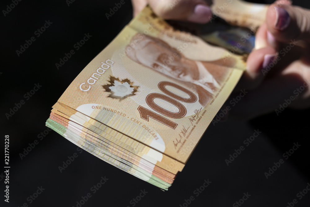 Canadian Cash In Hand