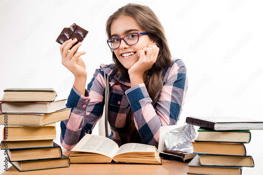 Chocolate for brain activity. Benefits of Chocolate. Sweets for pupils ...