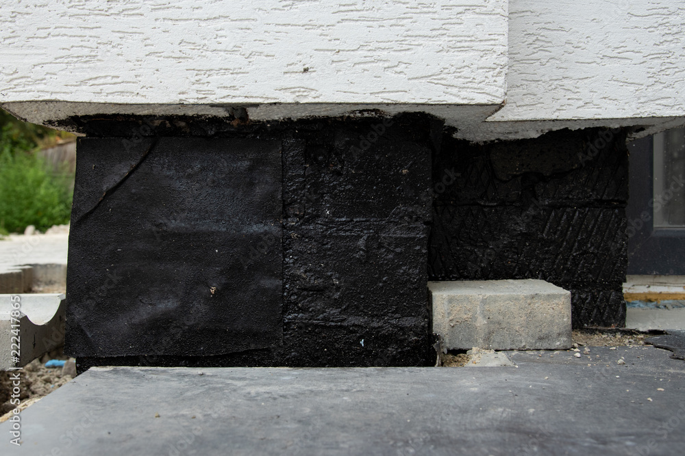 oncrete waterproofing membrane for underground basement walls Stock ...