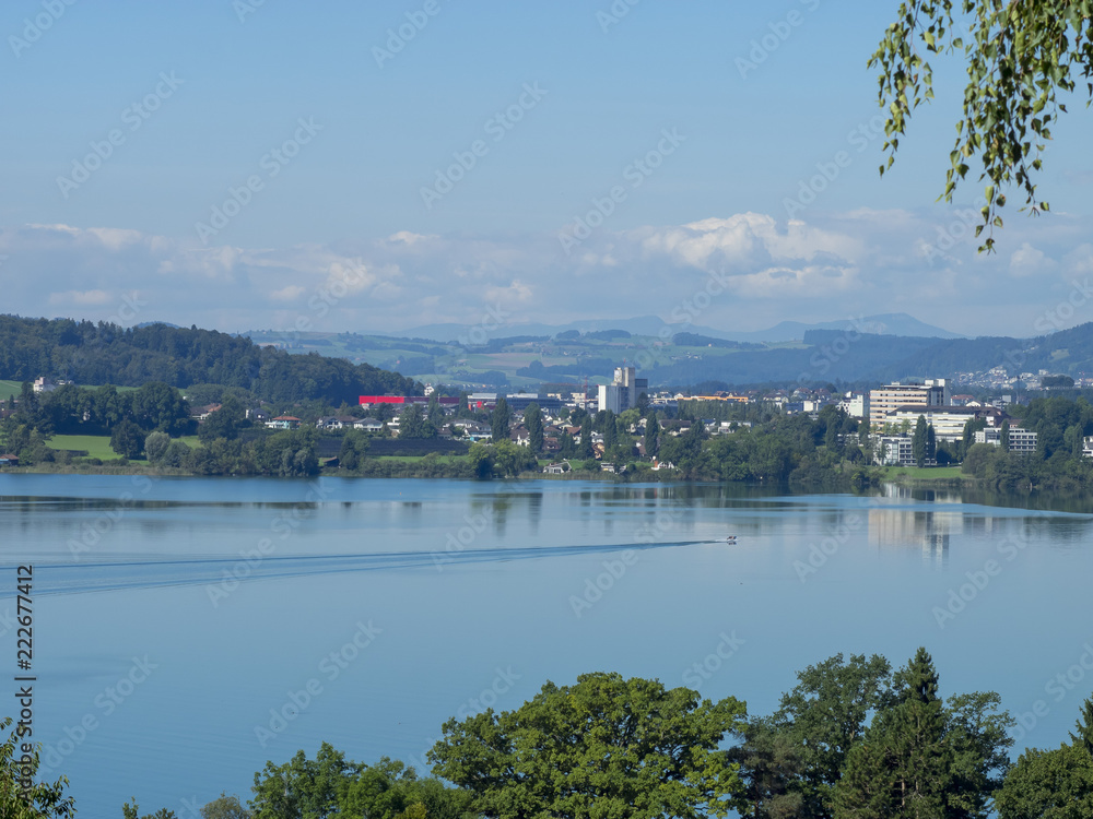 Randonnée autour du lac de Sempach (Sempachersee) dans le canton de ...