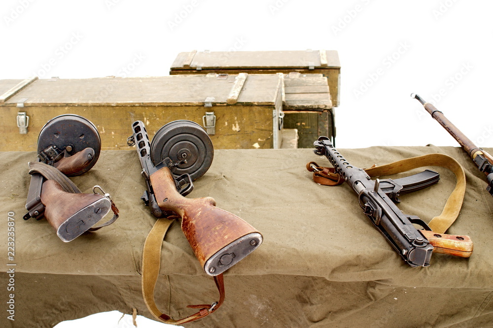 Thompson submachine gun, submachine gun Shpagin, submachine gun Sudaev ...