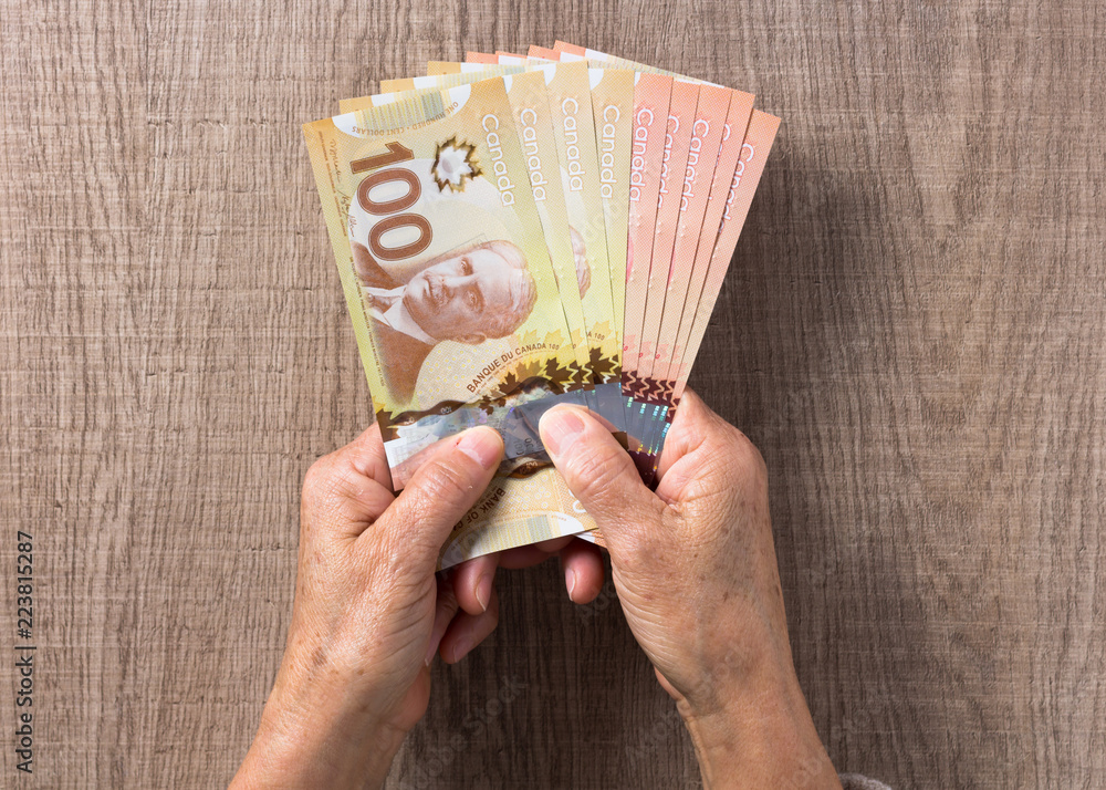 Canadian Cash In Hand