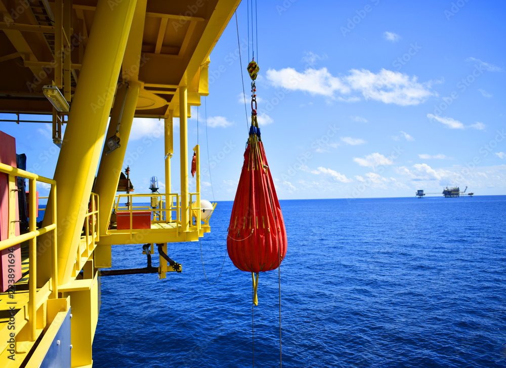 Crane, Pedestal crane winch,Pedestal crane pull load tested 100% by ...