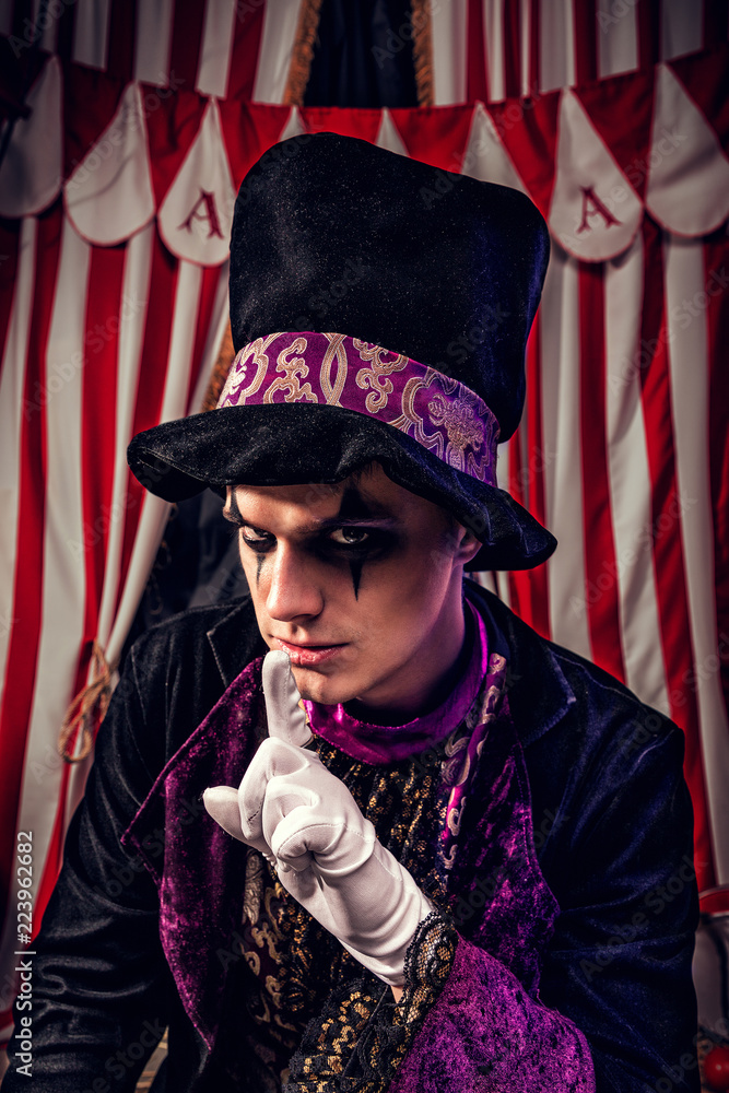 Dark Circus Makeup