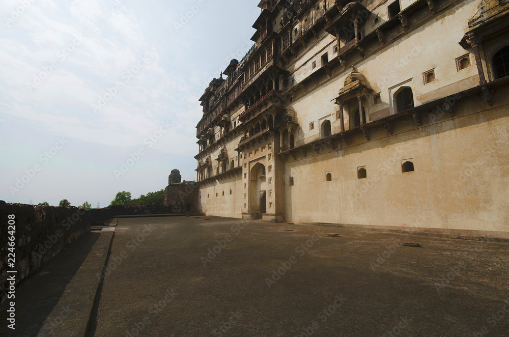 Exterior view of Datia Palace. Also known as Bir Singh Palace or Bir ...