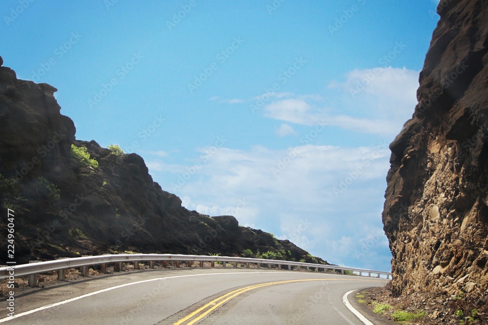 the breathtaking cliffs and twists of Oahu roads, Hawaii Stock Photo ...