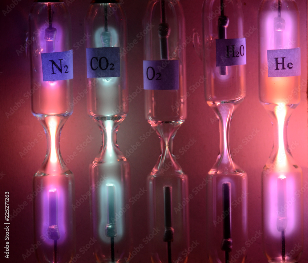 Poster Tubes with inert gases excited with high voltage – Tableau ...