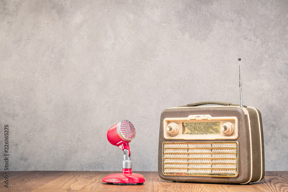 Retro portable broadcast radio receiver with leather case design from ...