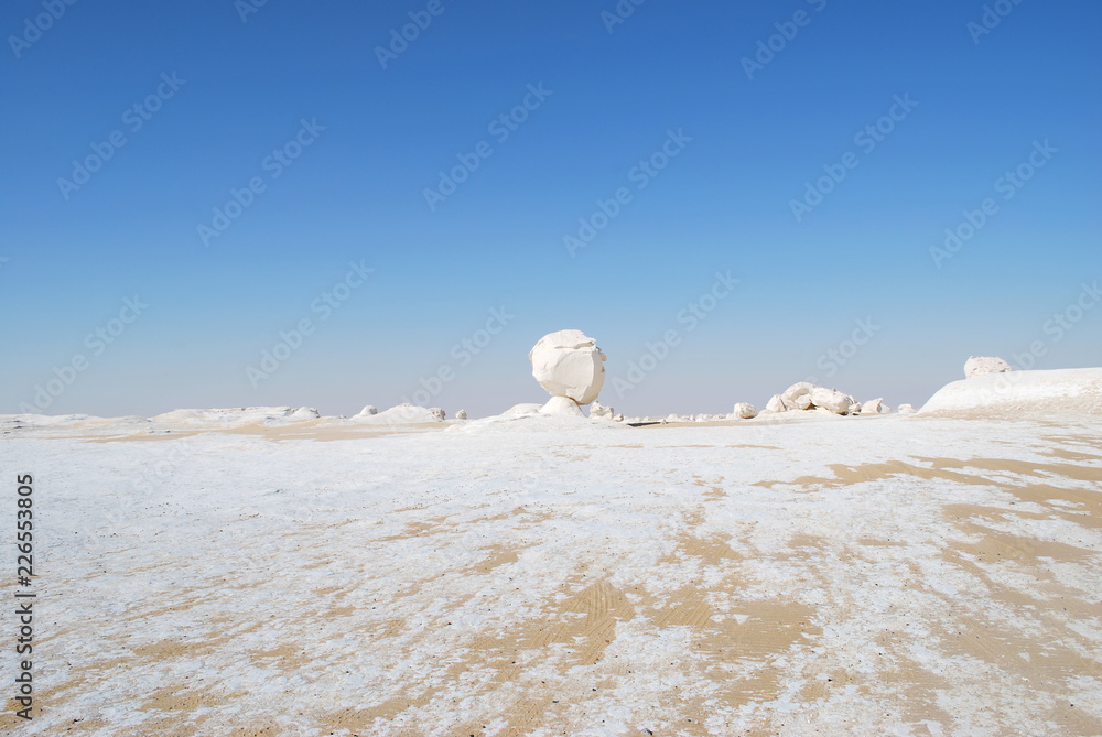 The limestone formation in White desert Sahara Egypt Stock Photo ...