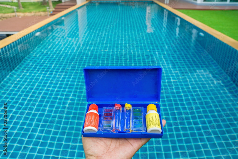 Service and maintenance of the pool.Check the PH of the pool.Liquid ...