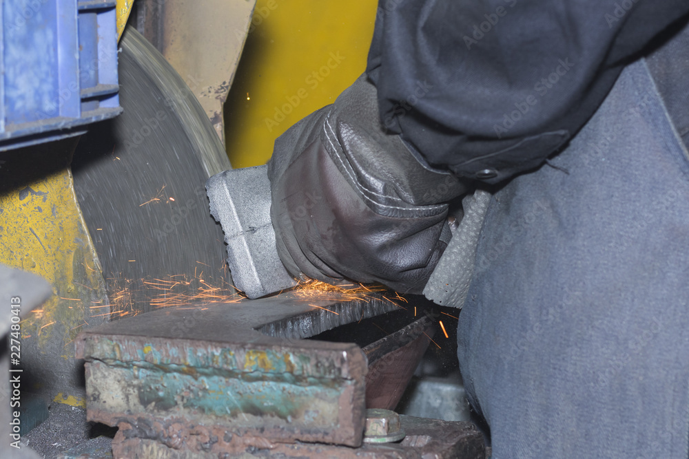 Casting Iron grinding process by grinding wheel ; finishing process ...