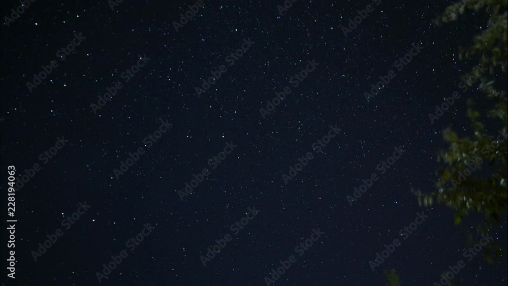 Video Stock Starry night sky. Twinkling stars in the dark night sky ...