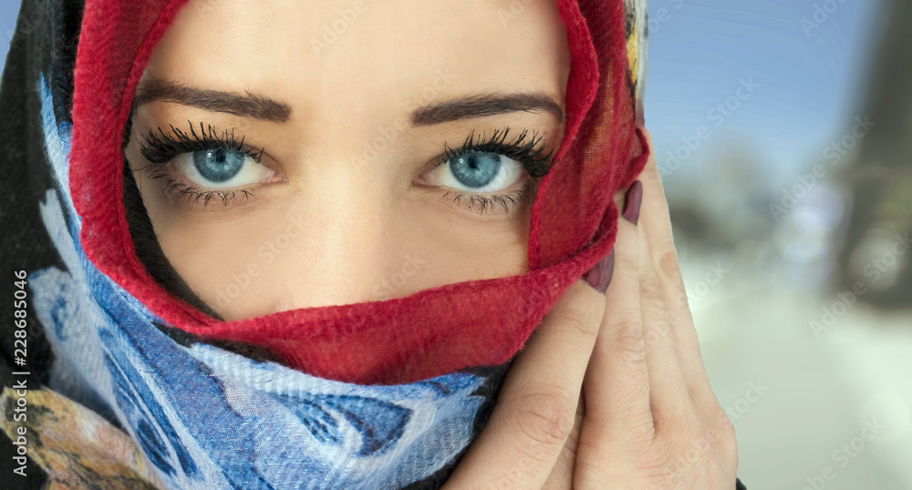 Beautiful Muslim Women Eyes