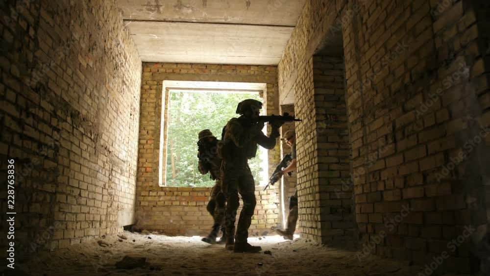 Vidéo Stock Special Forces soldiers in action. Elite squad in ...