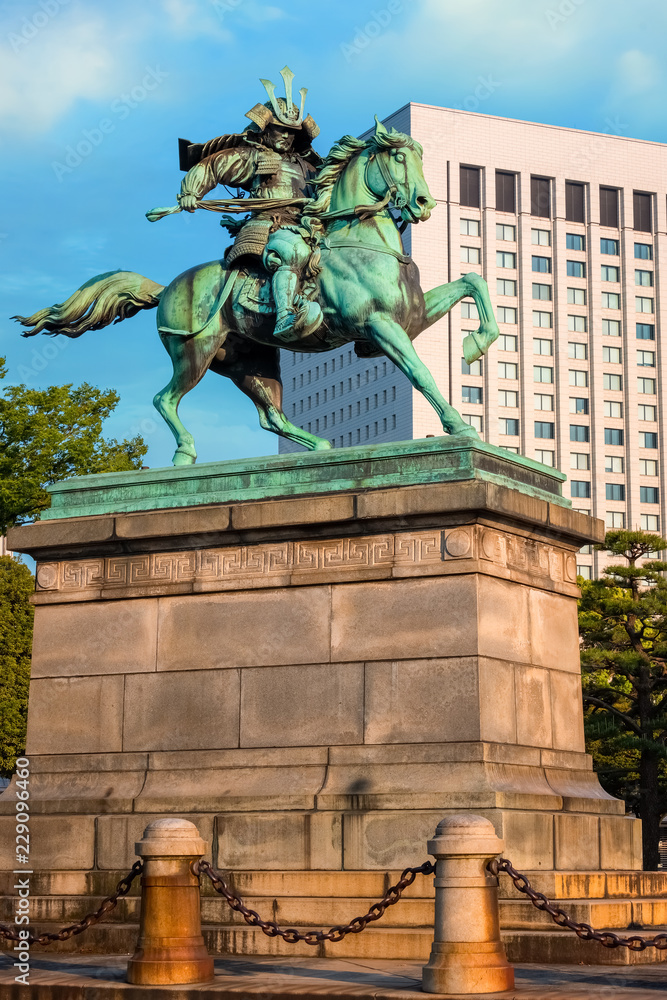 Statue of the great samurai Kusunoki Masashige, famed Japanese samurai ...