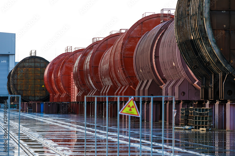 Center for conditioning and long-term storage of radioactive waste in ...