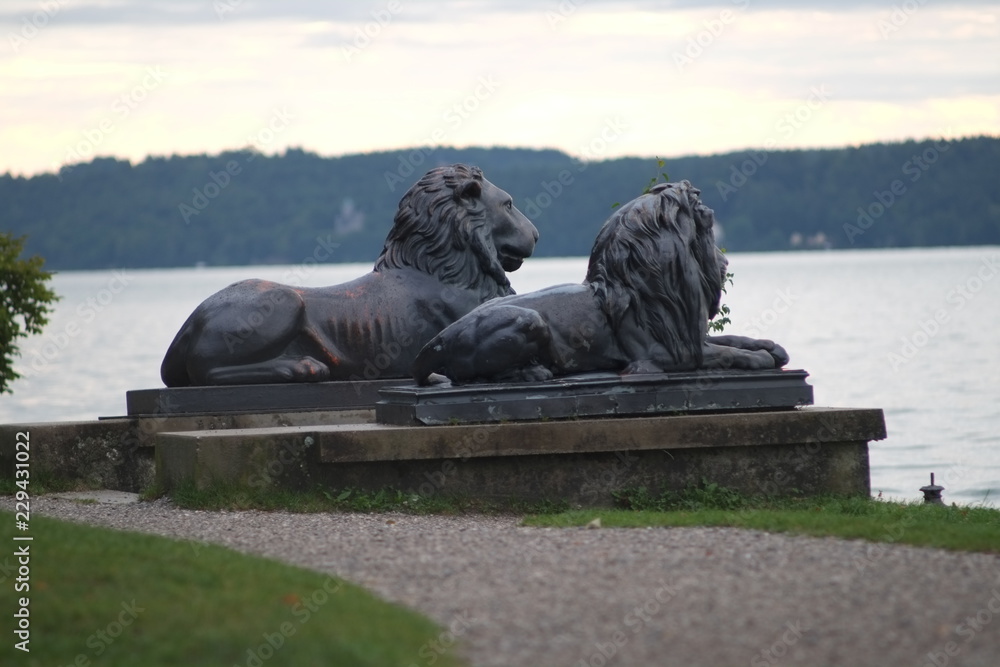 Tutzinger Löwen am Starnberger See Stock Photo | Adobe Stock