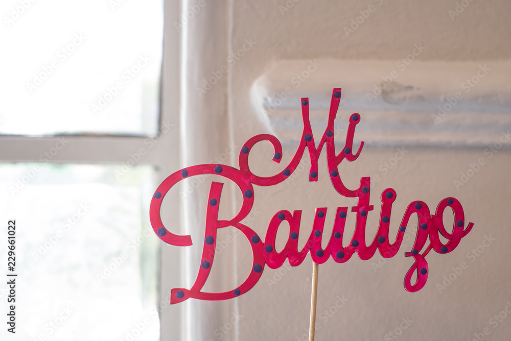Foto de letrero mi bautizo do Stock | Adobe Stock