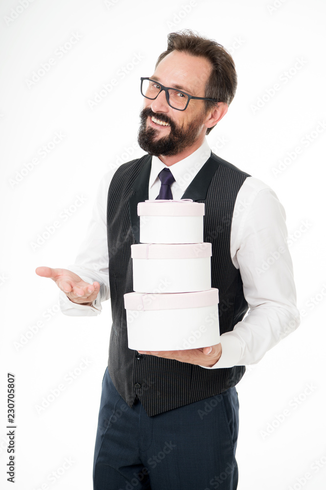 Loyalty reward program. Ways to promote your loyalty rewards program ...