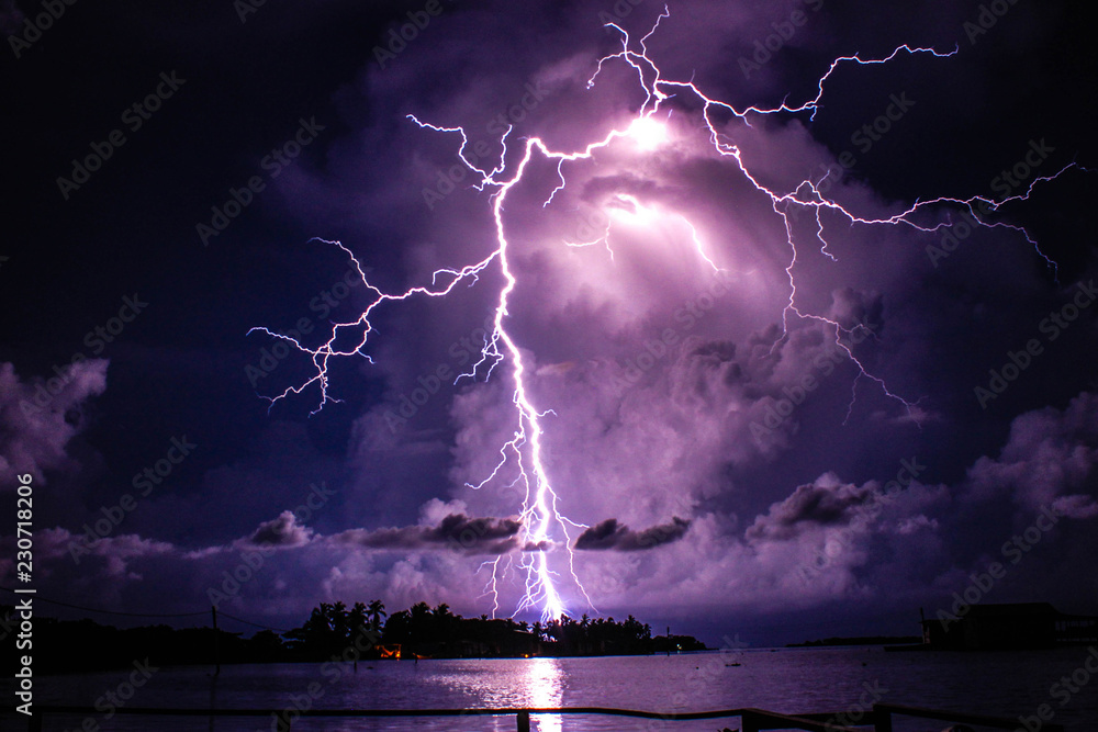 catatumbo lightning in venezuelan- Relampago del catatumbo en Venezuela ...