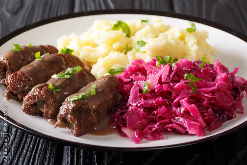 German beef rouladen recipe, along with mashed potato and red cabbage ...