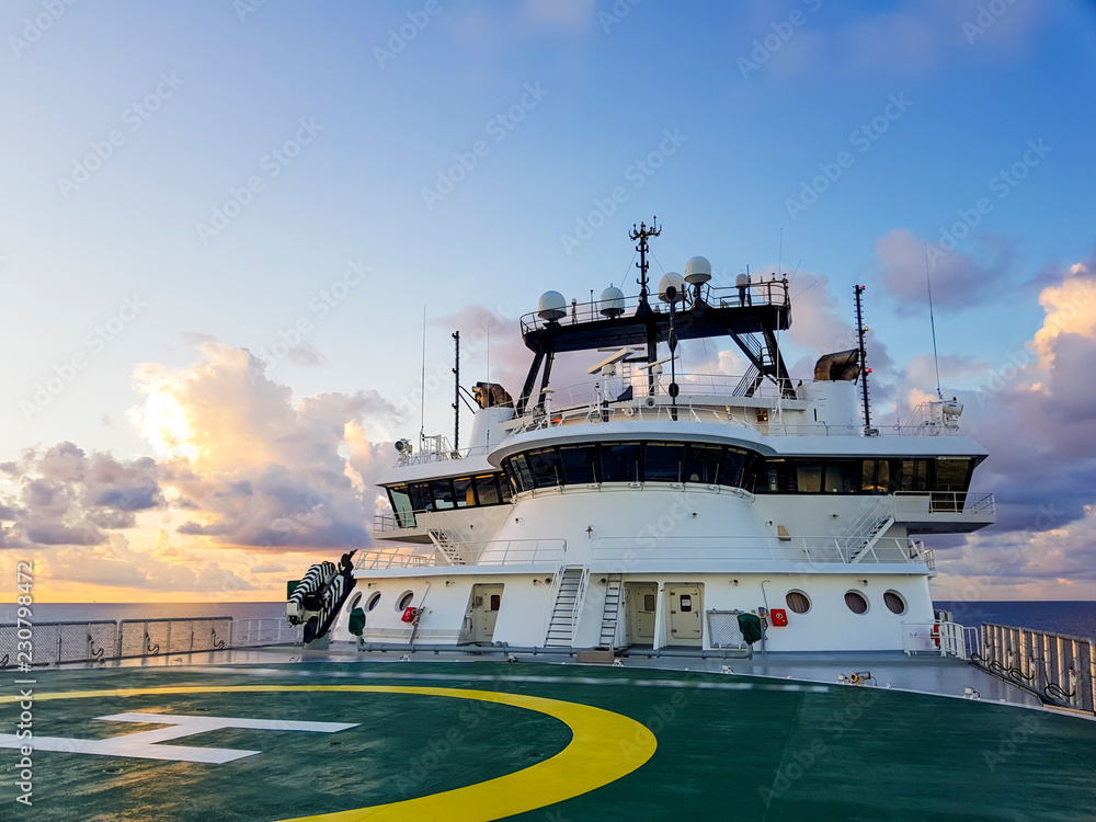 Control bridge station of a modern offshore vessel with helideck on the ...