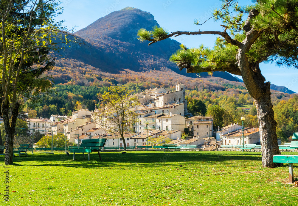National Park of Abruzzo, Lazio and Molise (Italy) - The autumn in the ...