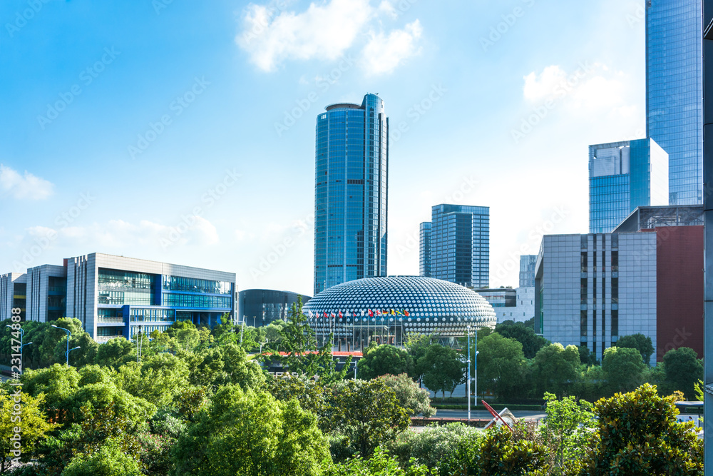 University school building and park outside, side view in the sun Stock ...