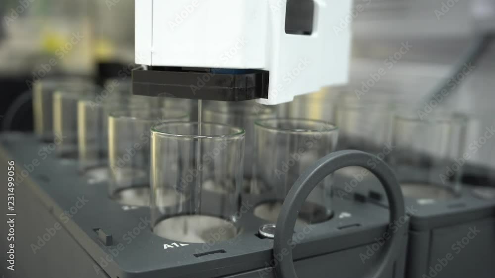 Scientific instrument for semipreparative chromatography with mass ... Scientific instrument for semipreparative chromatography with mass ...