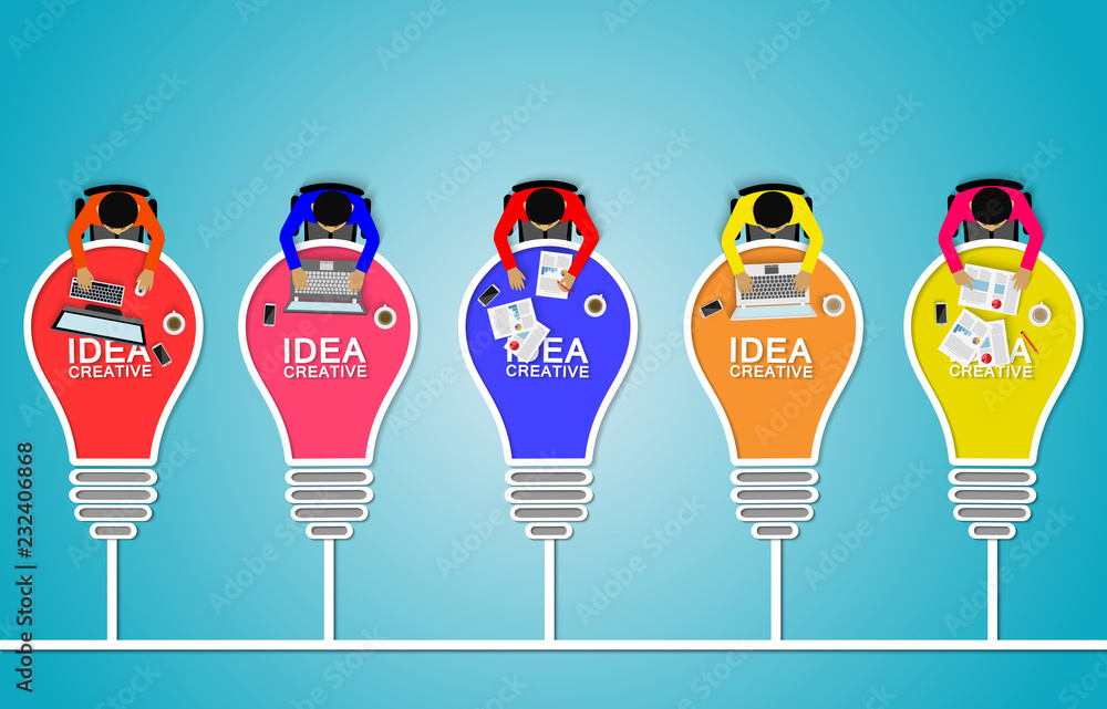 Business meeting with light bulb. teamwork. Businessmen help to ...