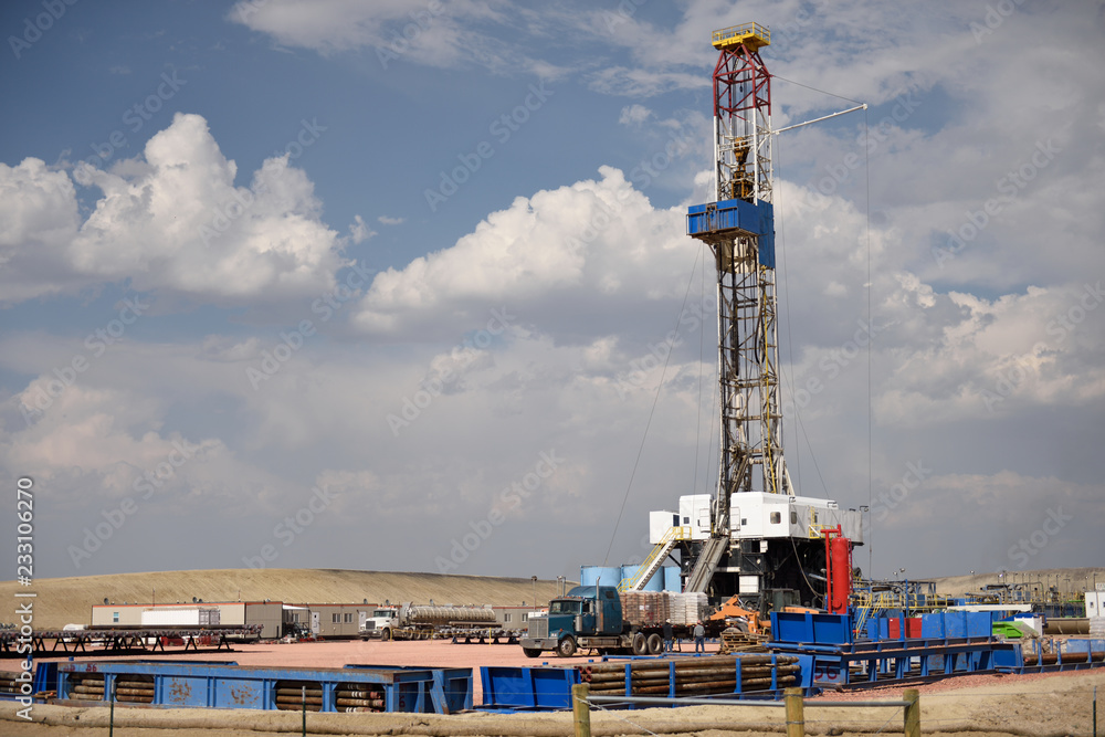 Land-based oil and gas exploration, drilling rig and well site in the ...