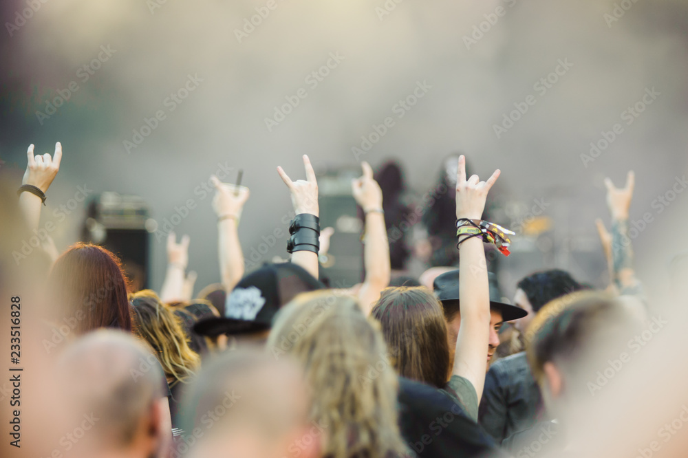 Metal Horns Crowd