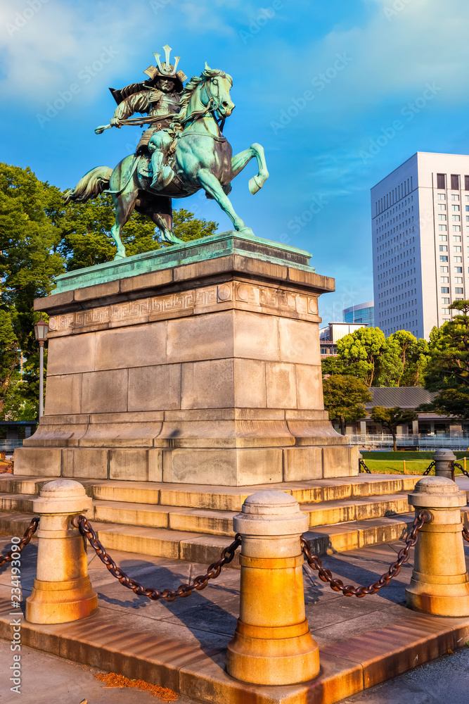 Statue of the great samurai Kusunoki Masashige, famed Japanese samurai ...