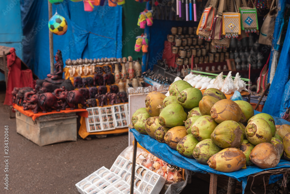 Stalls and makeshift shops selling Indian artifacts and handmade ...
