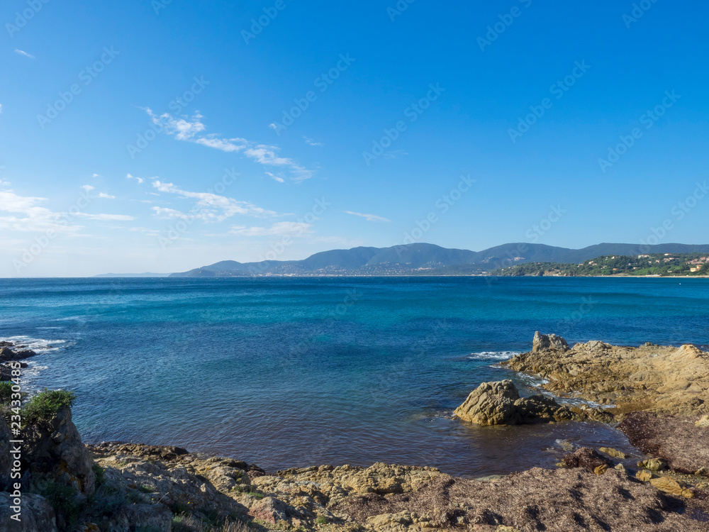 Foto de Le cap Lardier. La Croix Valmer. Vue sur la plage Gigaro, la ...