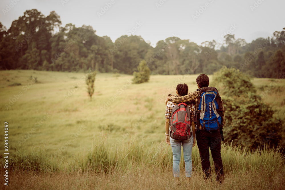 Foto Stock group asian backpack travel enjoy with sky background in ...